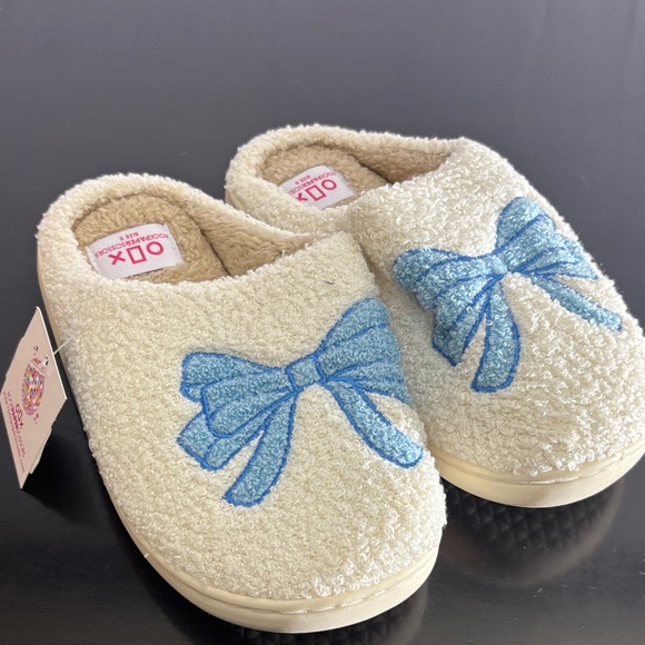 Shoes | Cozy Cream Slippers With Blue Bow | Poshmark